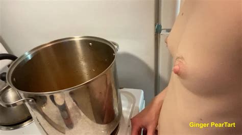 Behold The Weird Naked In The Kitchen Episode Pics XHamster