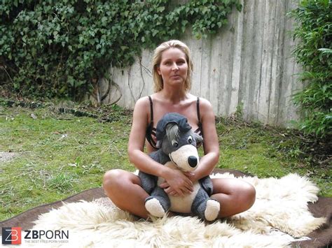 Fledgling Mummy Keeps Sending Me Images Zb Porn