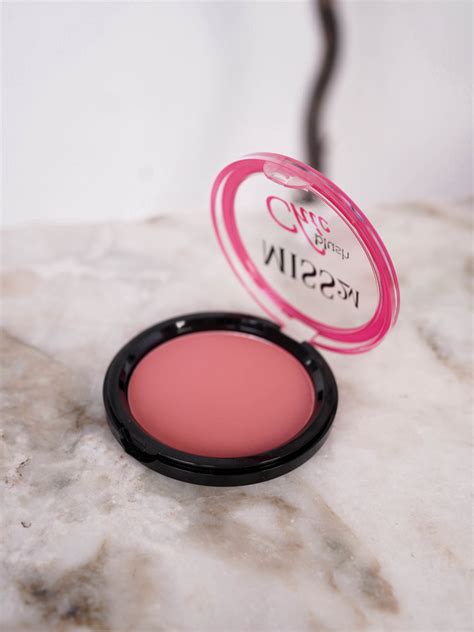 Chic Blush румяна - купить с доставкой по выгодным ценам в интернет ...