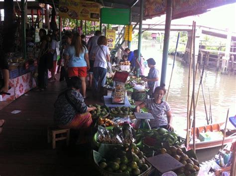 รูป ตลาดน้ำวัดตะเคียน Wongnai