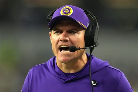 The Vikings Depth Chart As They Pursue An 8 2 Record In Week 11