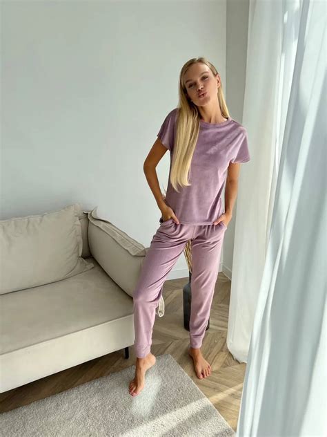 Велюрова Піжама Aurora Iris купити в Panties