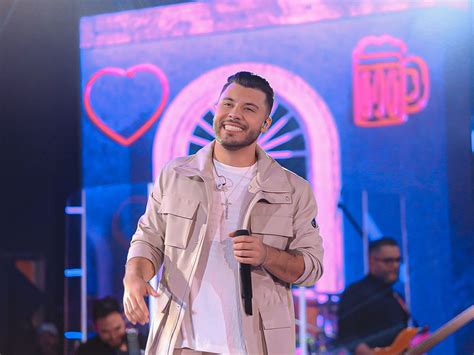 Murilo Huff Ao Vivão Em Goiânia Ganha Show Extra