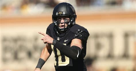 Breaking Wake Forest Qb Sam Hartman To Miss Rest Of Season