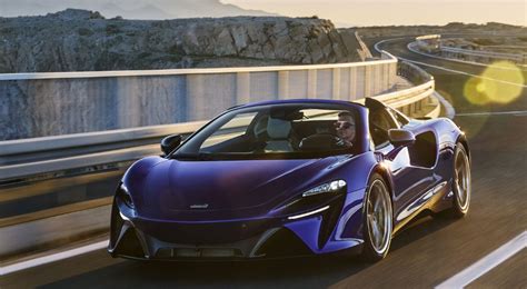 News Mclaren Rolls Out 690hp Artura Spider Carsifu