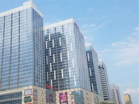 案例展示 成都伊洁伟业漆业有限公司成都真石漆成都乳胶漆成都氟碳漆