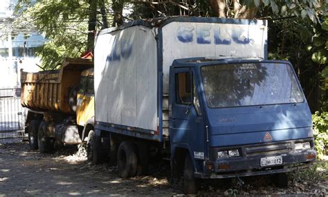 NitTrans recolheu 142 veículos abandonados nas ruas de Niterói nos