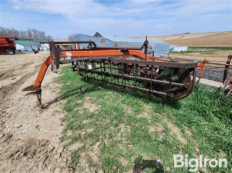 New Idea 402 R202 Side Delivery Rake BigIron Auctions