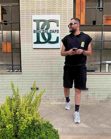 پیکسمر کافه بن ژی لوکیشن در تهران