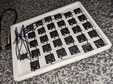 Handwired Low Profile Split Columnar Staggered Keeb Rolkb