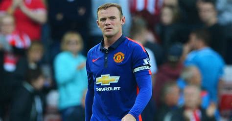 Wayne Rooneys Captaincy Fails To Inspire Manchester United Huffpost