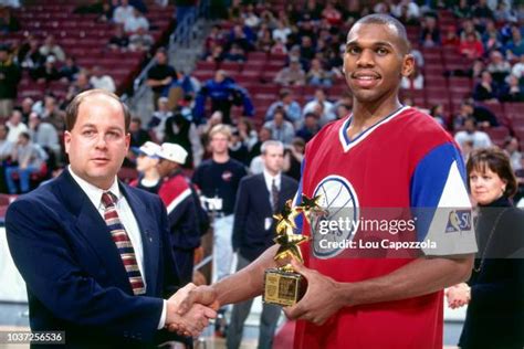 Jerry Stackhouse 90s Photos And Premium High Res Pictures Getty Images