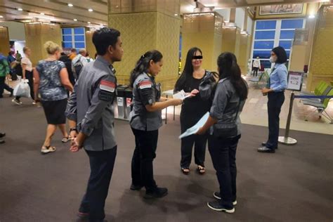 Wanita WN Italia Dideportasi Dari Bali Usai Dipenjara 2 Tahun Atas