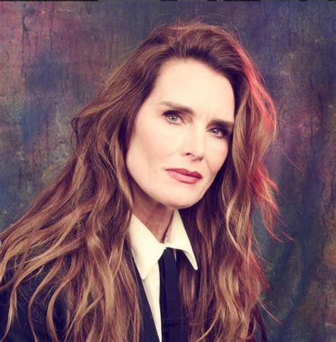 Η Brooke Shields κατηγορεί τον σκηνοθέτη της Γαλάζιας Λίμνης για