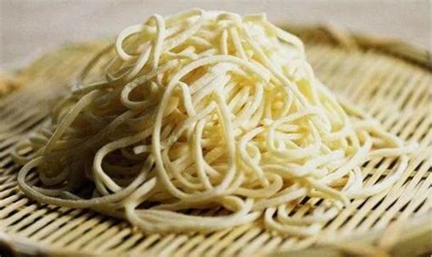 一家四口人为何相继查出白血病医生和一碗面条有关 阿波罗新闻网