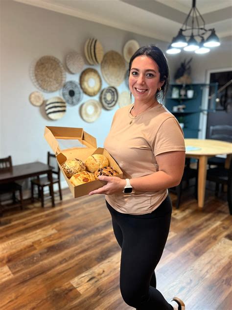 Danielle Hoff Daniellehoff08 • Instagram Photos And Videos