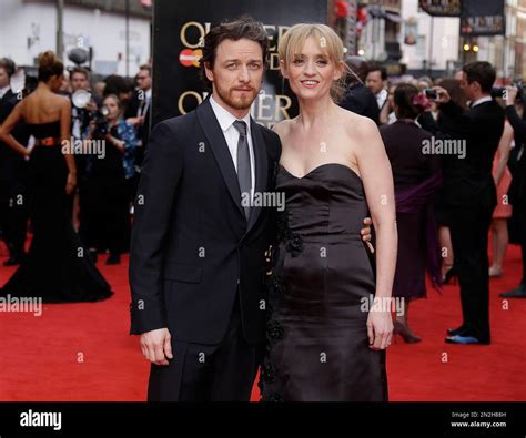 Actors James Mcavoy And Wife Anne Marie Duff Pose For Photographers