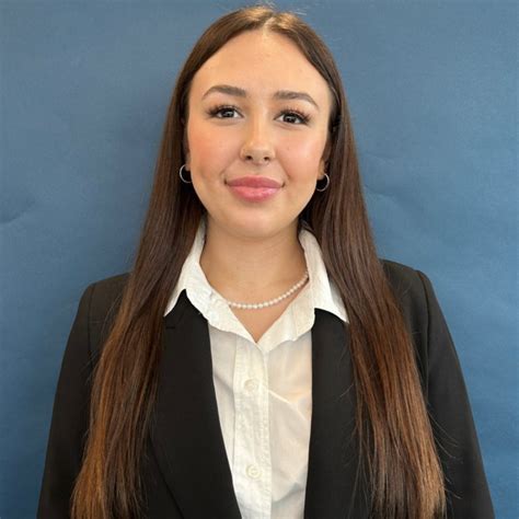 Eliz Cakir Projektmanagerin Research Heissen Becker And Friends Gmbh Xing