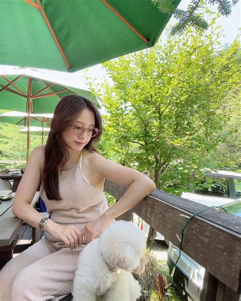 森川 侑美🌷 8月スタート🍉 今年はもう水着着ないかな🥺 ということで7ヶ月前の写真で⛵️👙 春夏秋冬ごとの季節は大事にしたいので 夏行事したいことリスト ☑︎スイカを食べる ☑︎