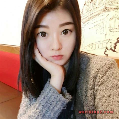 Hwang Mi Hee Model Bio Age Height Photos Videos