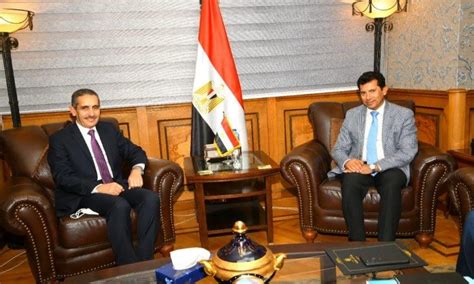 وزير الشباب يلتقي محافظ الغربية لبحث سبل التعاون المشترك الأسبوع