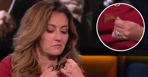 Minister Yeşilgöz Knipt Haar Af In Live Uitzending Video Telegraafnl