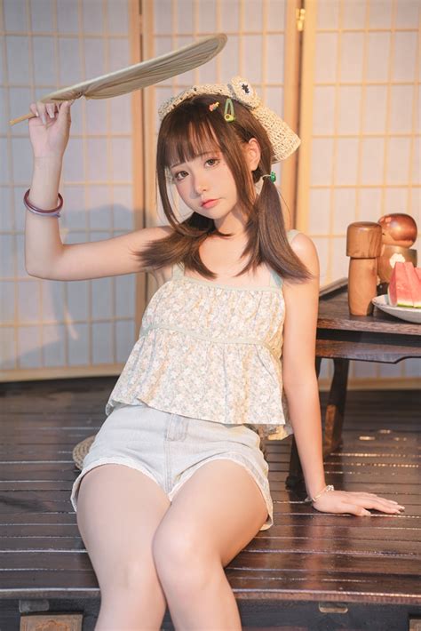 Nekokoyoshi Home Girl Nudecosplaygirls