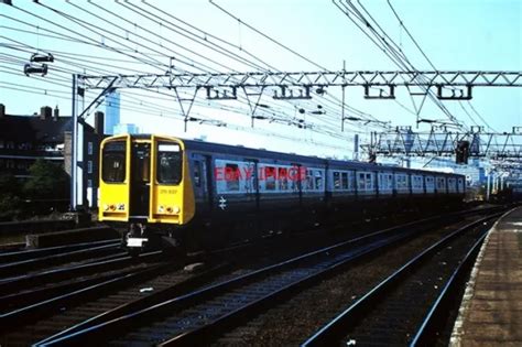 Photo Class 315 4 Car Emu No 315 837 View 2 Descending Bethnal Green