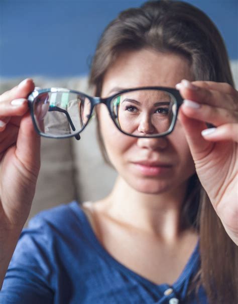 Age Related Macular Degeneration The More Clinics
