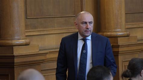 Какви са очакванията за бюджета догодина коментира Любомир Каримански Новини бг