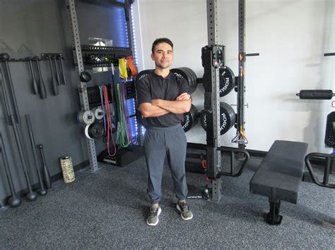 Performance Chiro Opens At New Location At 215 S Kansas St In