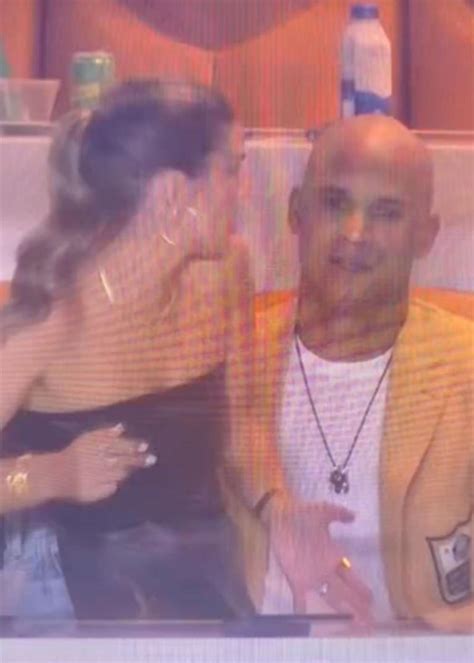 Jason Taylor ‘caught In Viral ‘mnf Moment With Wife