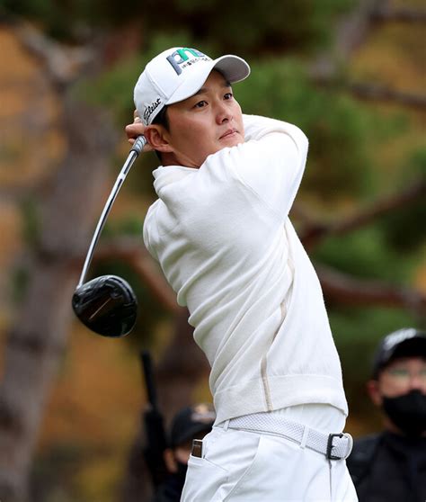 우승 3위 우승으로 뒤집은 김영수 12년만에 날개를 활짝 펴다