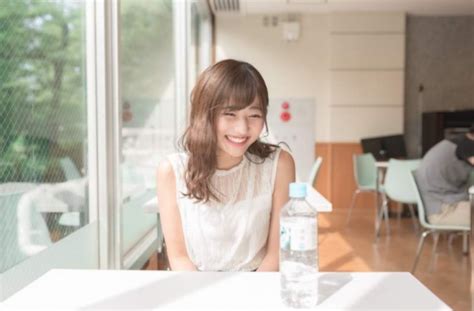 日本2020最美校花，看到她的笑脸和腿，简直能“抓狂” 哔哩哔哩