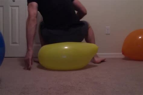 Sit Popping Big Balloons