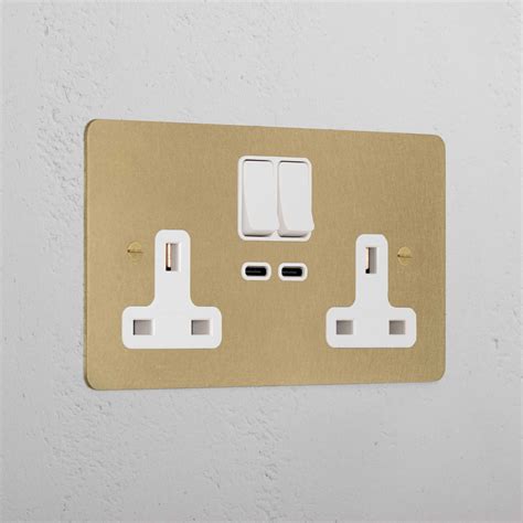 Double Socket With Usb C Fast Charge Antique Brass White Corston