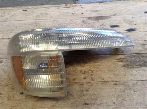 Cuarto Punta Derecho Ford Explorer Mod Oem C Detalle