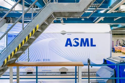 中芯利用asml深紫外光刻機 製造華為7奈米晶片 成本是台積電6倍以上 信傳媒