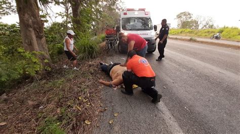 Pierde el control de su auto y se estrella contra un árbol en la