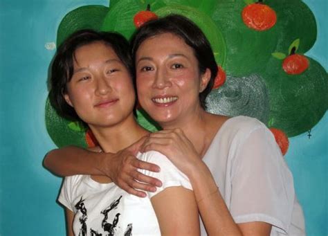 Elaine Ng Allegedly Calls Police To Find Daughter Etta Responds My
