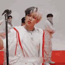 Ateez Kpop Ateez Kpop 에이티즈 Discover Share GIFs