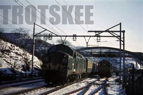 35mm Slide Br British Railways Diesel Loco Class 37 D6722 Neepsend 1968