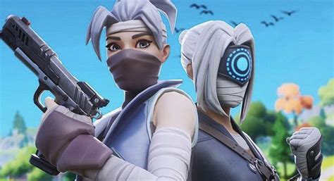 Pin By 𝓂𝑜𝒸𝒽𝒾 ♡ On 𝒻𝑜𝓇𝓉𝓃𝒾𝓉𝑒 ♡︎ Fortnite Gamer Pics Gaming Wallpapers