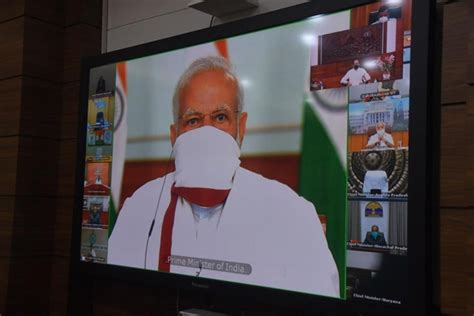 Coronavirus Lockdown Extension Beyond May 3 Pm Modi Holds Crucial