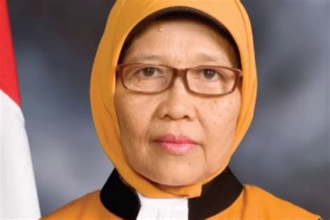 Profil Dan Jejak Karier Desnayeti Hakim Agung Yang Tolak Banding Ferdy
