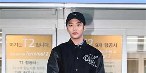 공항패션 로운 패션위크 떠나는 길에서 뽐낸 트렌디한 스타일 K스타패션