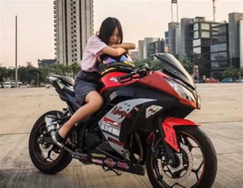 Sexy Biker