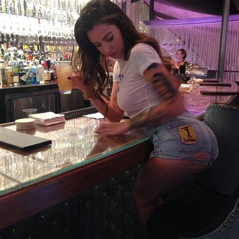 Put Her Drinks On My Tab Porn Pic
