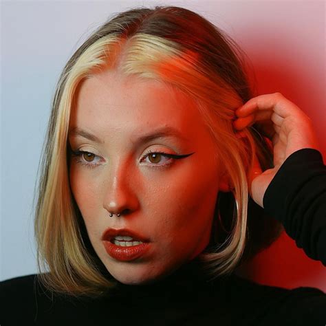 Julia Compton Big Creators