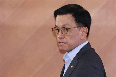 崔대행 기관간 물리적 충돌 안돼심각한 위반 엄중 책임 물을 것